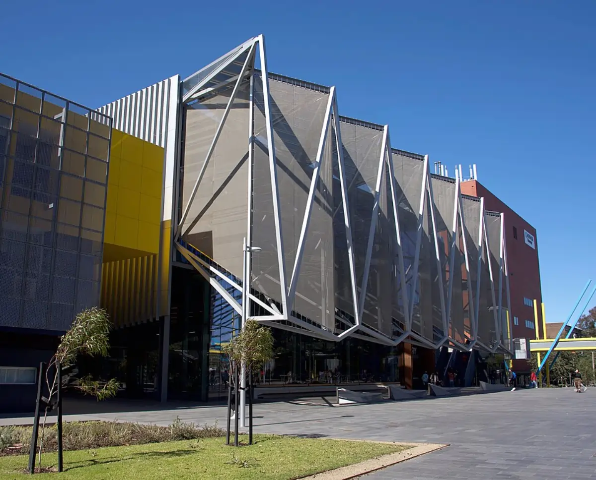 Co-funded Monash Graduate Scholarship 2025/2026 | How To Apply