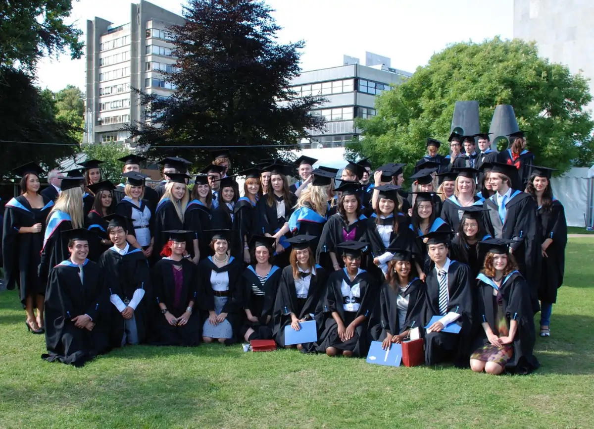 University of Winchester Scholarships 2025 | How To Apply